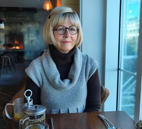 Marcia Lee Jones - Official Website